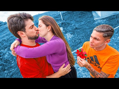 O Dedé deu um Beijo na Paty no Meio do Pedido de Namoro!! 
