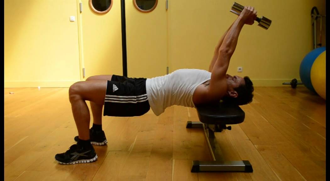 Pull over - Guide Musculation - YouTube