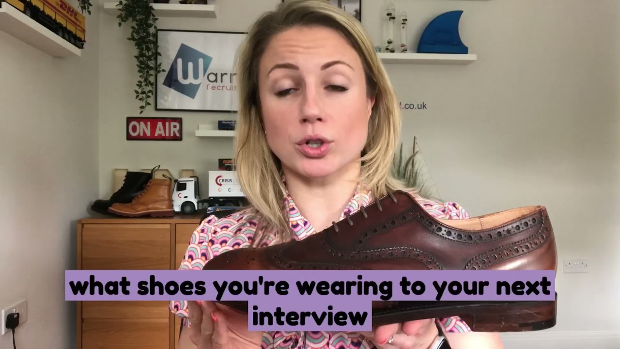 What shoes to wear for an interview - YouTube