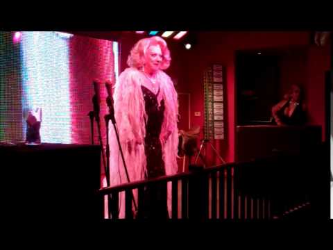 Monique Kelly Performs Danny Boy (Sydney, Australia) - YouTube