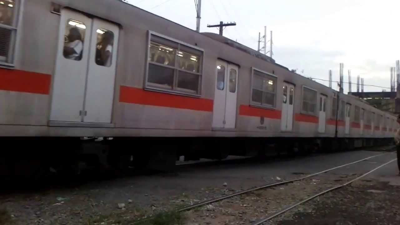 PNR EMU set 6 departing Paco Station - YouTube