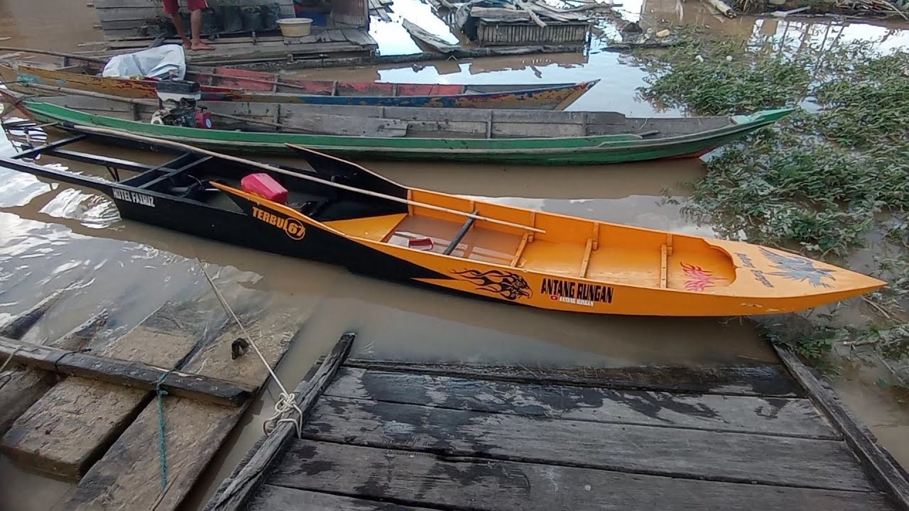 Perahu Kayu atau Perahu Balap! Buatan Suku Dayak | Kalimantan Tengah ...