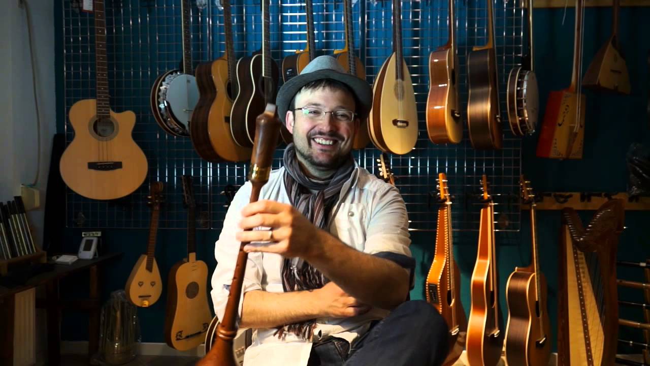 Rauschpfeife - German medieval shawm G-Major / A-Minor - YouTube