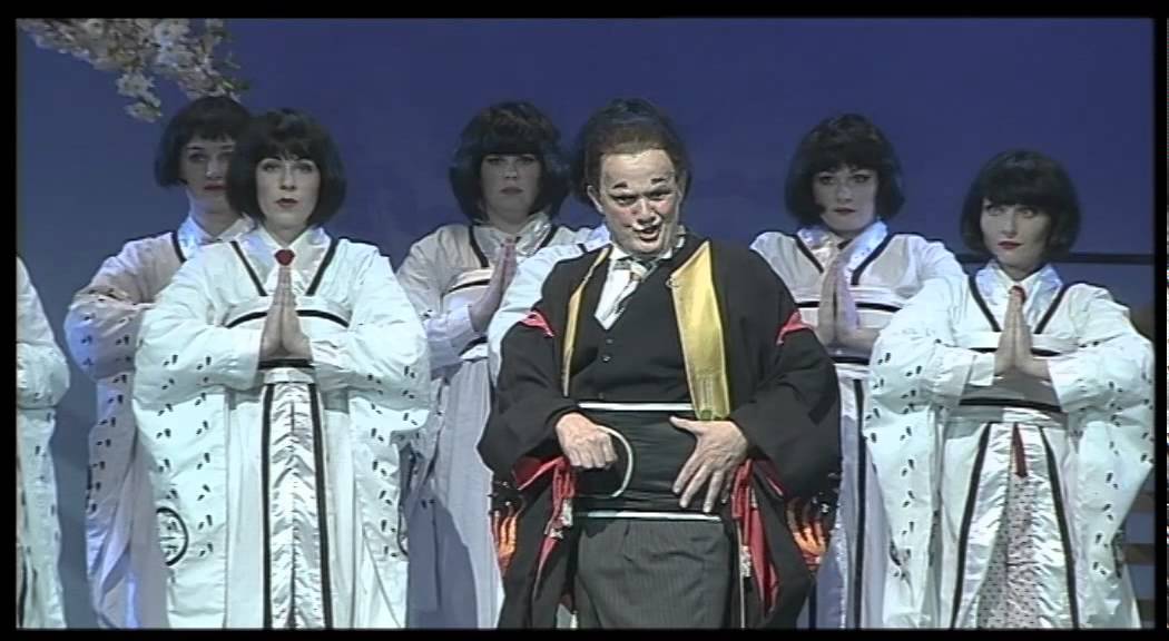 The Mikado, National Gilbert & Sullivan Opera Company - YouTube