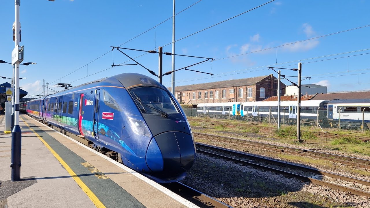 Oasis Rides: First Hull Trains Paragon 802301 - YouTube