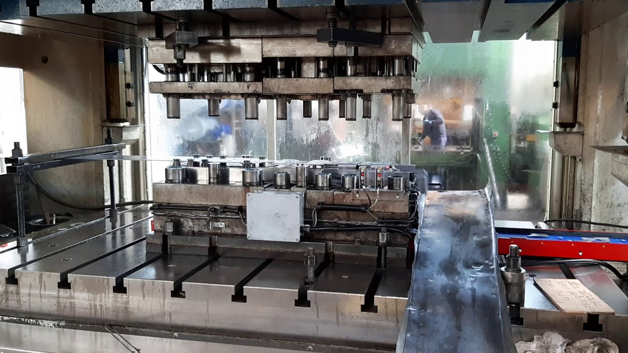 OTIM srl prima produzione stampo progressivo - YouTube