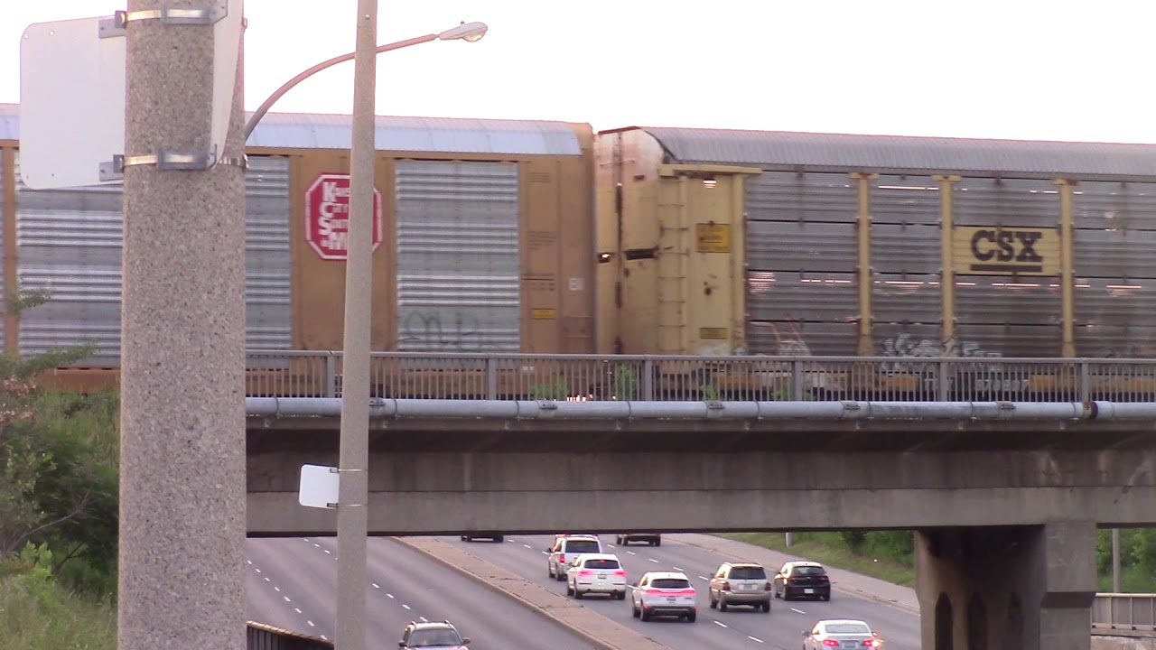 CP autorack train. - YouTube