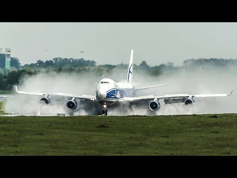 BOEING 747 LANDING on a WET RUNWAY with lots of WATER SPRAY (4K) - YouTube