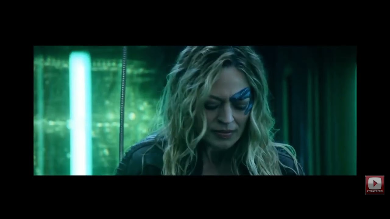 Seven reactivates Borg cube. Star Trek Picard. #WeAreBorg - YouTube