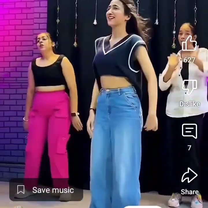 nice 👍 dance 😻#shorts .. - YouTube