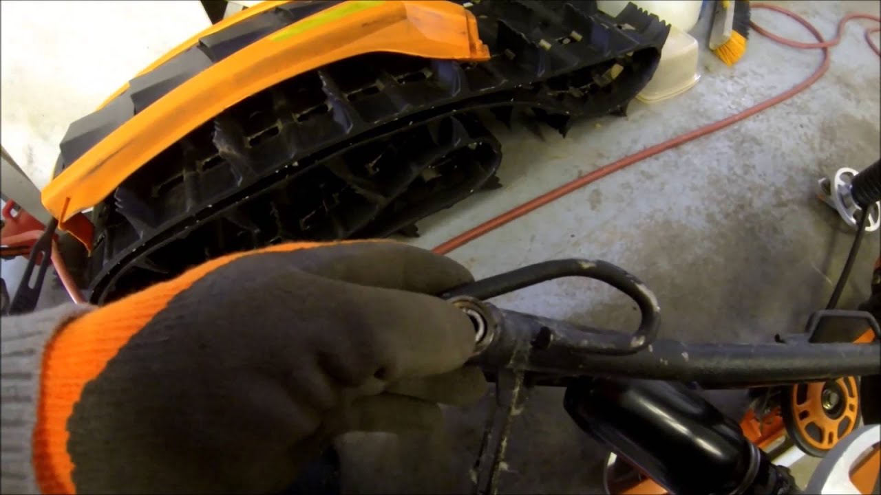How to Remove your skid and track from Snowmobile Arctic Cat, Yamaha ...