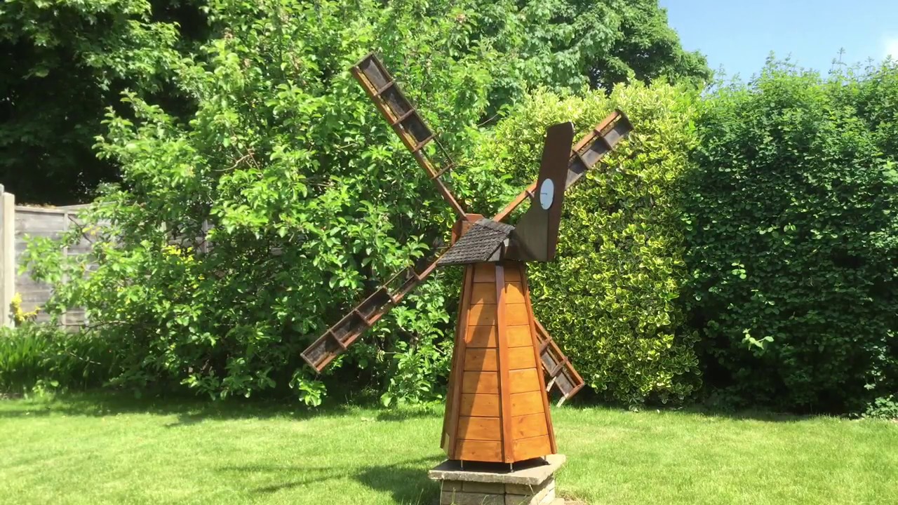 Windmill Spinning Peacefully - YouTube