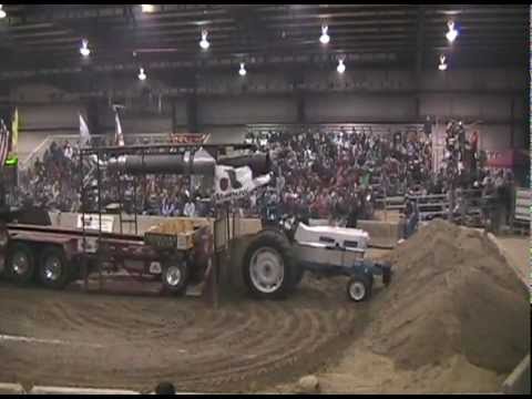 Ford 6000 NA Super Stock 2009 Dekalb Tractor Pull - YouTube