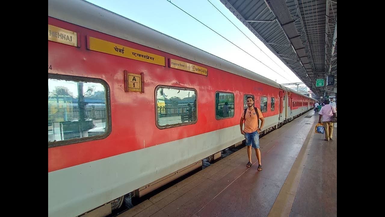 12163 Mumbai LTT to Chennai Superfast Express | Journey from Pune to ...