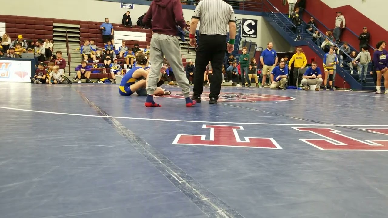 Aidan Sprague (East Noble) tech falls Keegan Schlabach (Lakeland) 19-4 ...