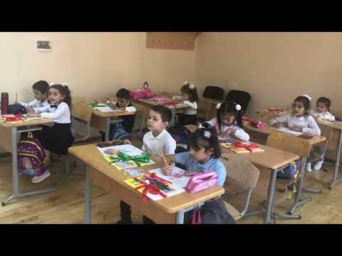 250 nömrəli məktəbin məktəbəqədər qrupu. Təsviri fəaliyyət rəngləmə