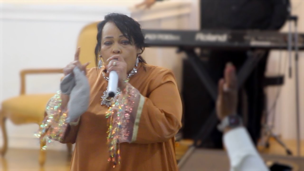 Pastor Tabitha Johnson | It's Time To Get Out Of Here | FULL SERVICE ...