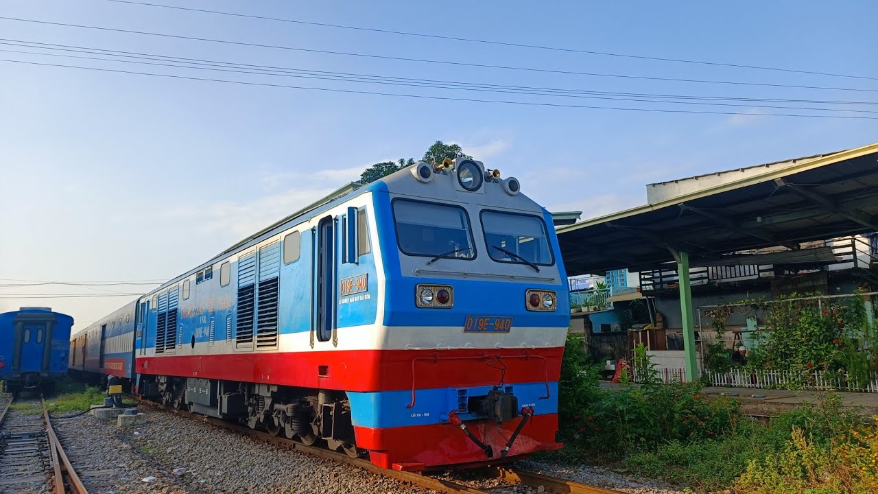 SGR 64:Những chuyến tàu khách và hàng hoạt động vào các ngày đẹp trời trong tháng 11.(Tập 38 ...