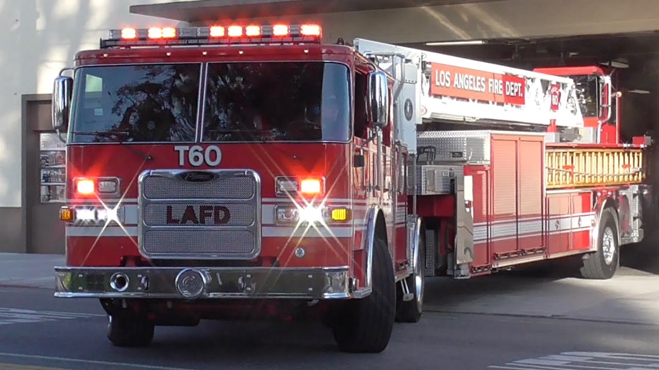 LAFD Light Force 60 Responding 2/10/2025 - YouTube