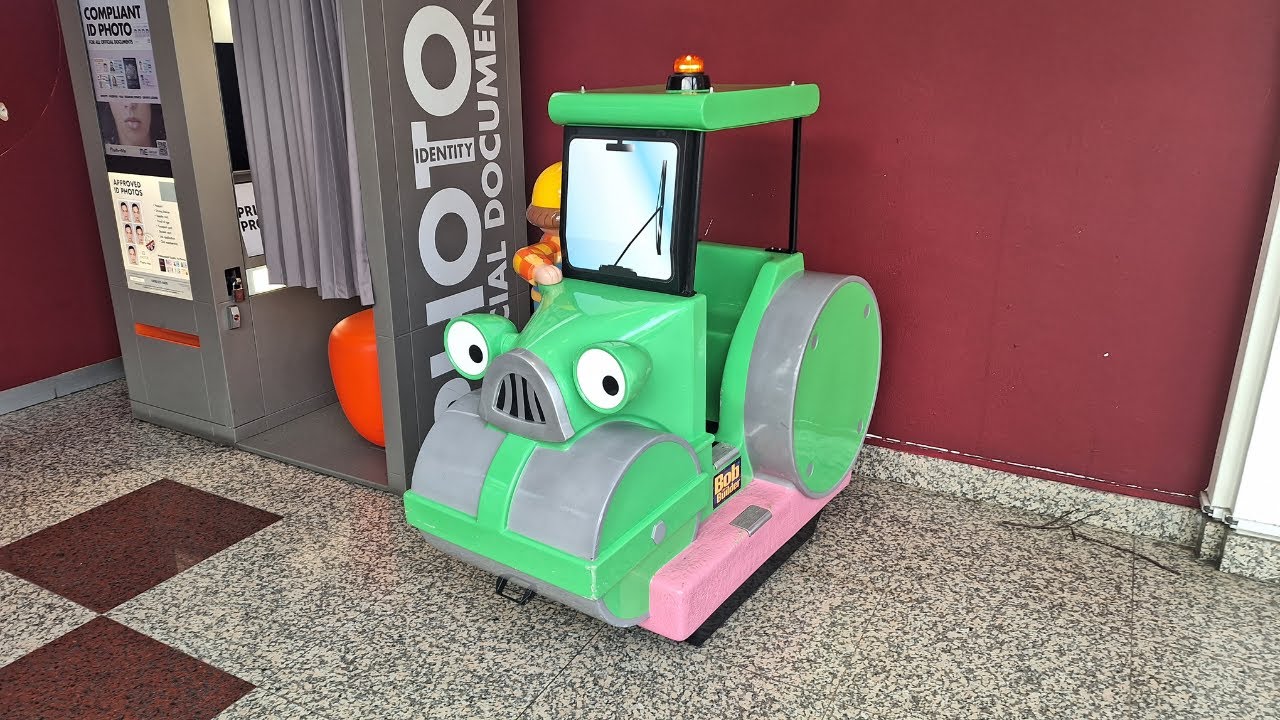 2000s Jolly Roger Video Option Roley (V2) Kiddie Ride - YouTube