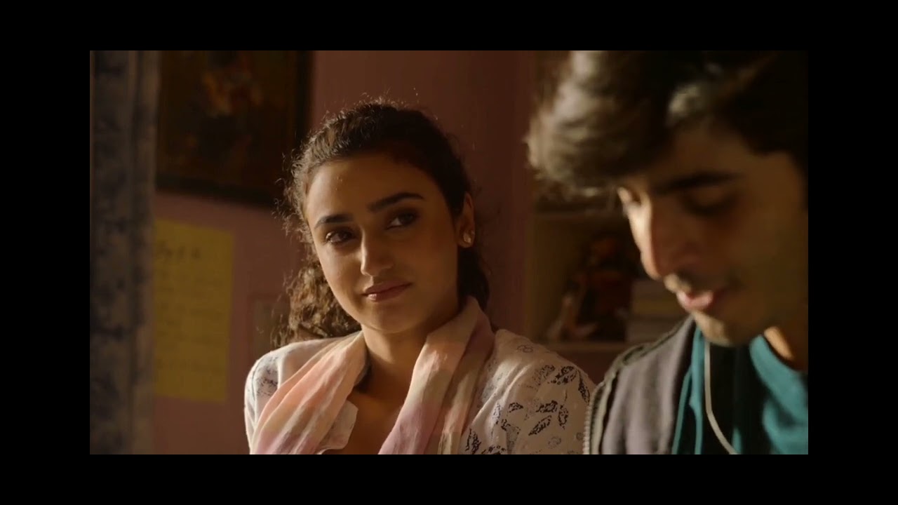 Elisha mayor kissing scene - YouTube