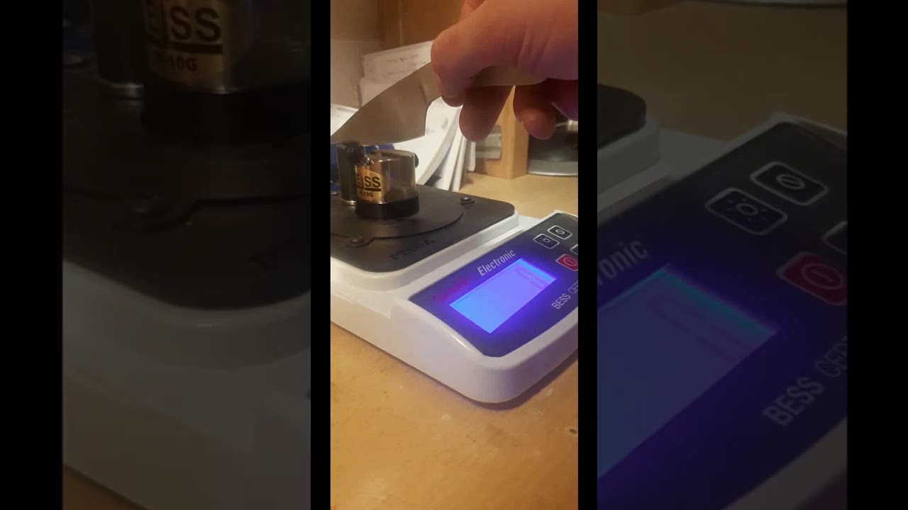 4 gram BESS Edge On Up Sharpness Tester - YouTube