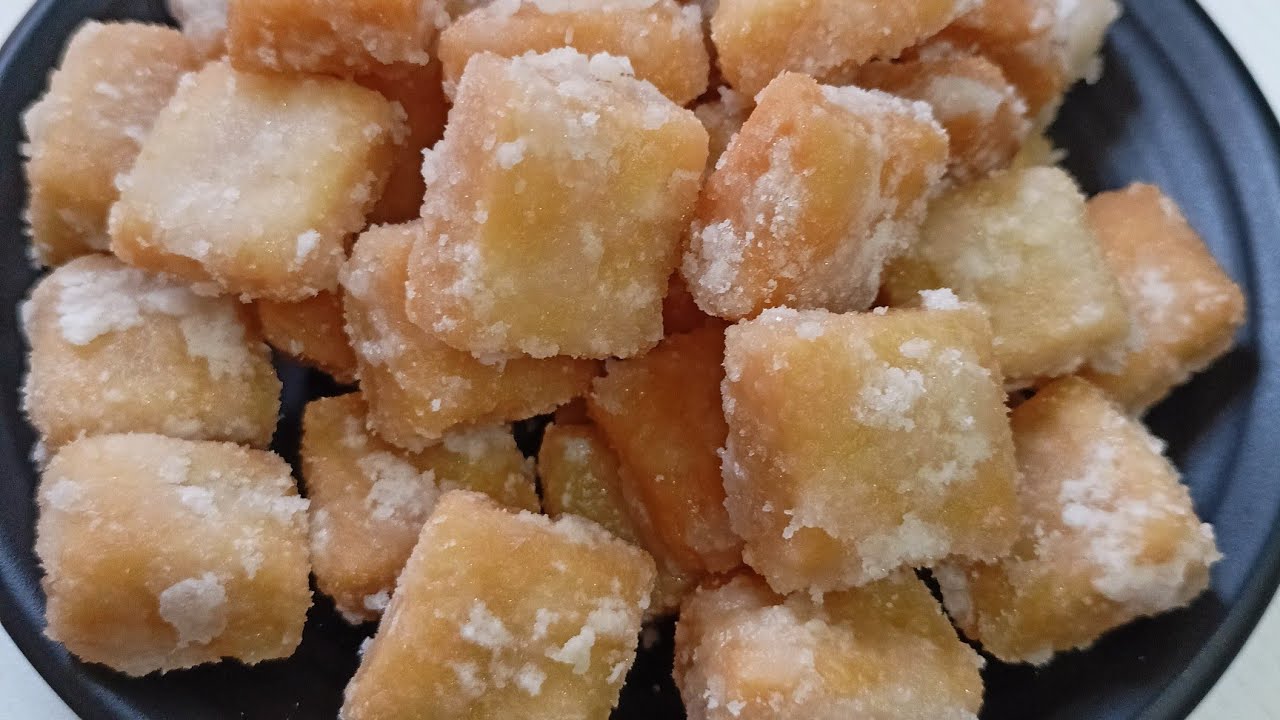 Shakkarpare recipe in hindi/sugar coated shakarpara recipe/how to make ...