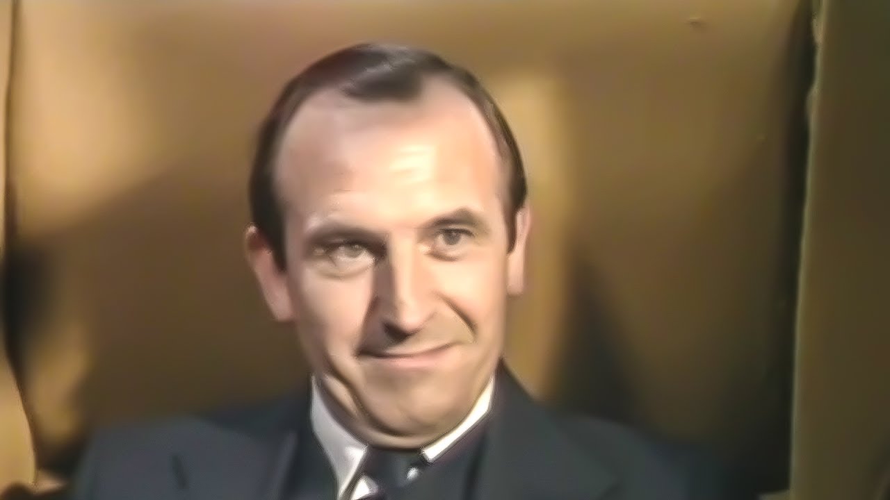 The Fall and Rise of Reginald Perrin - s01e05 - The Speech to the ...