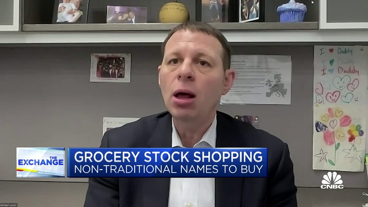 Stick with retailers like Walmart, Target and Dollar Tree, says UBS's ...