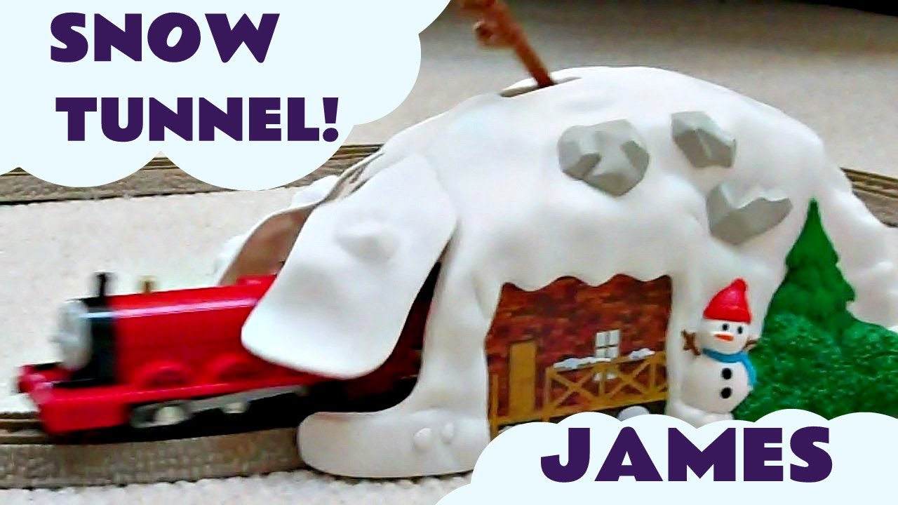 Thomas And Friends Trackmaster JAMES WORKS IT OUT - YouTube