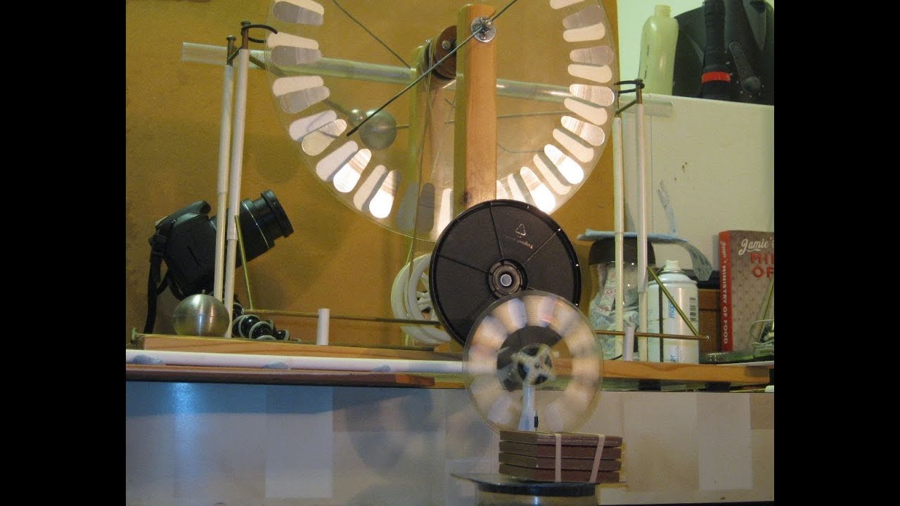 Homemade Stirling Engine powered Wimshurst machine - YouTube