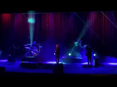 Emre Aydın-Hırka/Moi Sahne Canlı Performans!!!