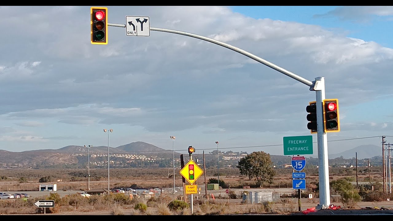 (AFTER) Brand New Peek Traffic Lights (Kearny Villa Rd & I-15 North ...