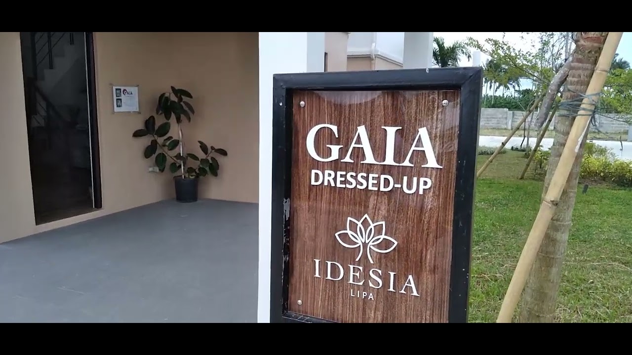 IDESIA LIPA Gaia Model | 5.6M | Single Detached House and Lot - YouTube
