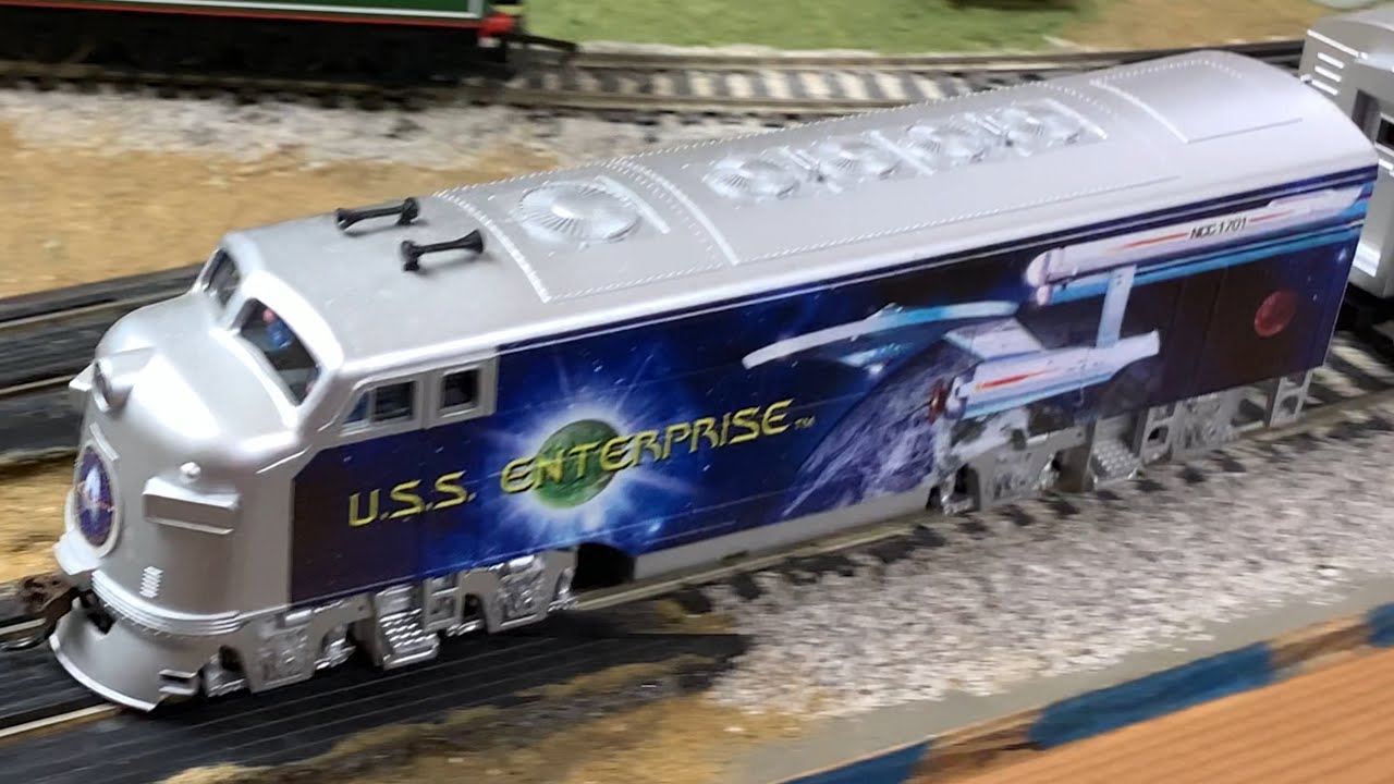 World’s Longest Star Trek Train - 20 Units HO Scale Hawthorne Village ...