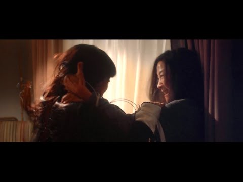 The Brothers Sun 1x08 | Eileen 'Mama' Sun vs Xing Fight Scene - YouTube