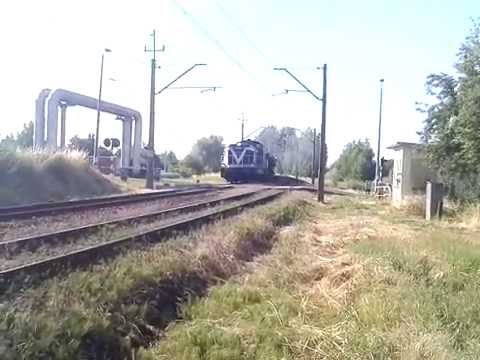 Dymiąca SM42-2376 PRKil S.A Wrocław z Fasami i Plasserem