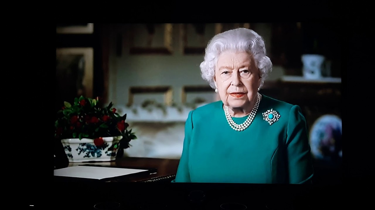 Queen Elizabeth II Addresses The UK During The Coronavirus Pandemic ...