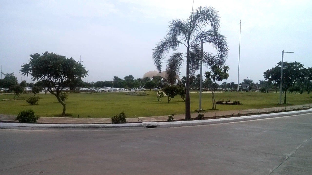 Outside the Raipur Airport (Bus stop) in morning - YouTube
