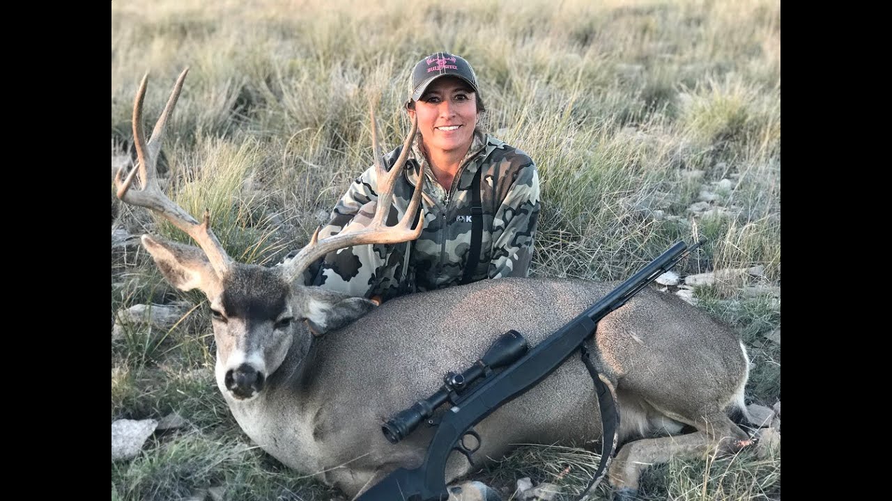 Girl's Muzzleloader Deer 2017 - YouTube