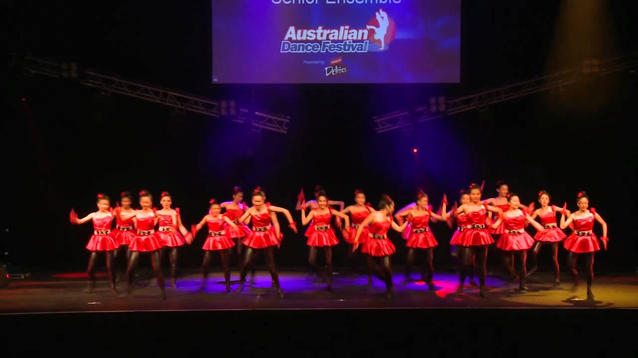 North Sydney Girls High performance at the 2011 Australian Dance ...