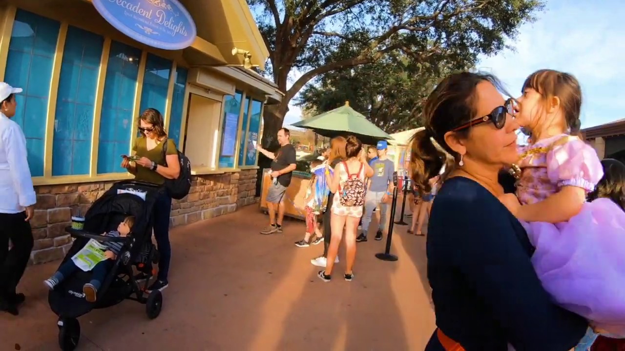 Disney Art Festival 2020 in 4K - YouTube