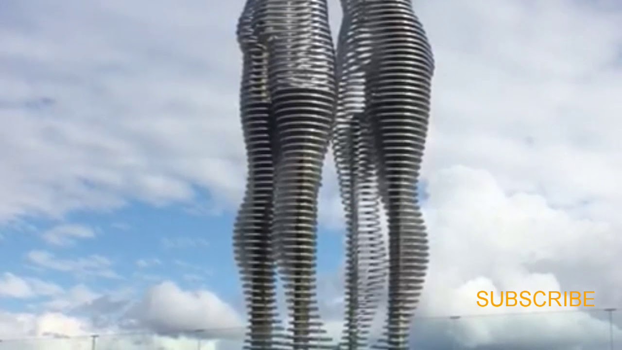 The moving statue. Impossible statue of the world - YouTube
