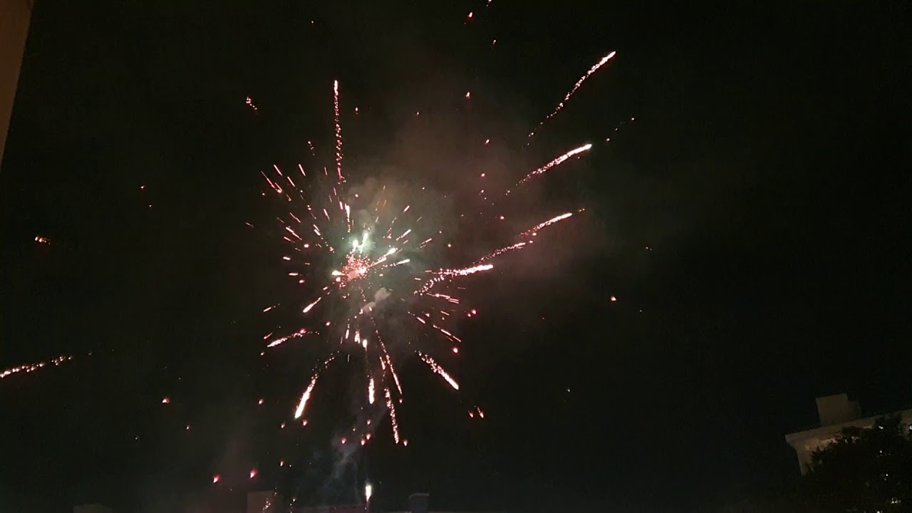 2020 New Year Fireworks Kaki Bukit - YouTube