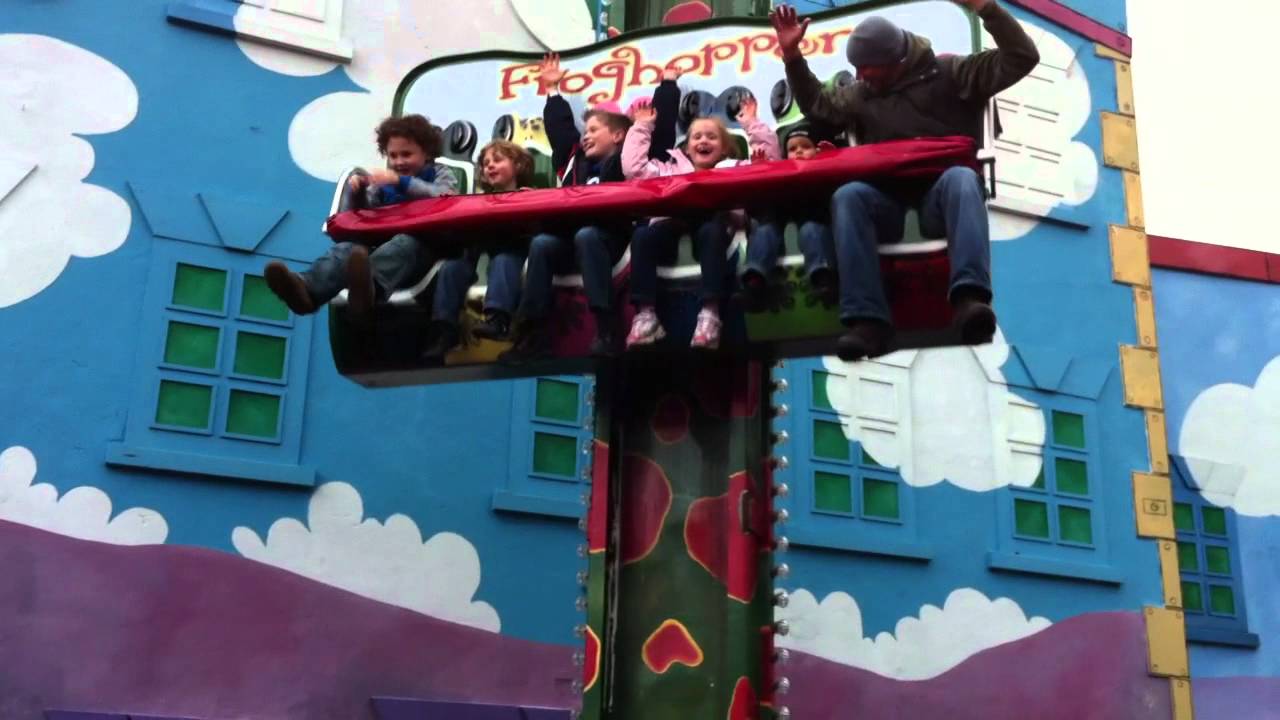 Adam and Chloe on the Frog Hopper at Alton Towers - YouTube