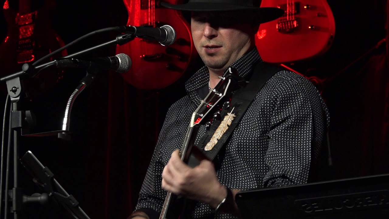 Josh Logan Live! at Jelley's JamRoom! - YouTube
