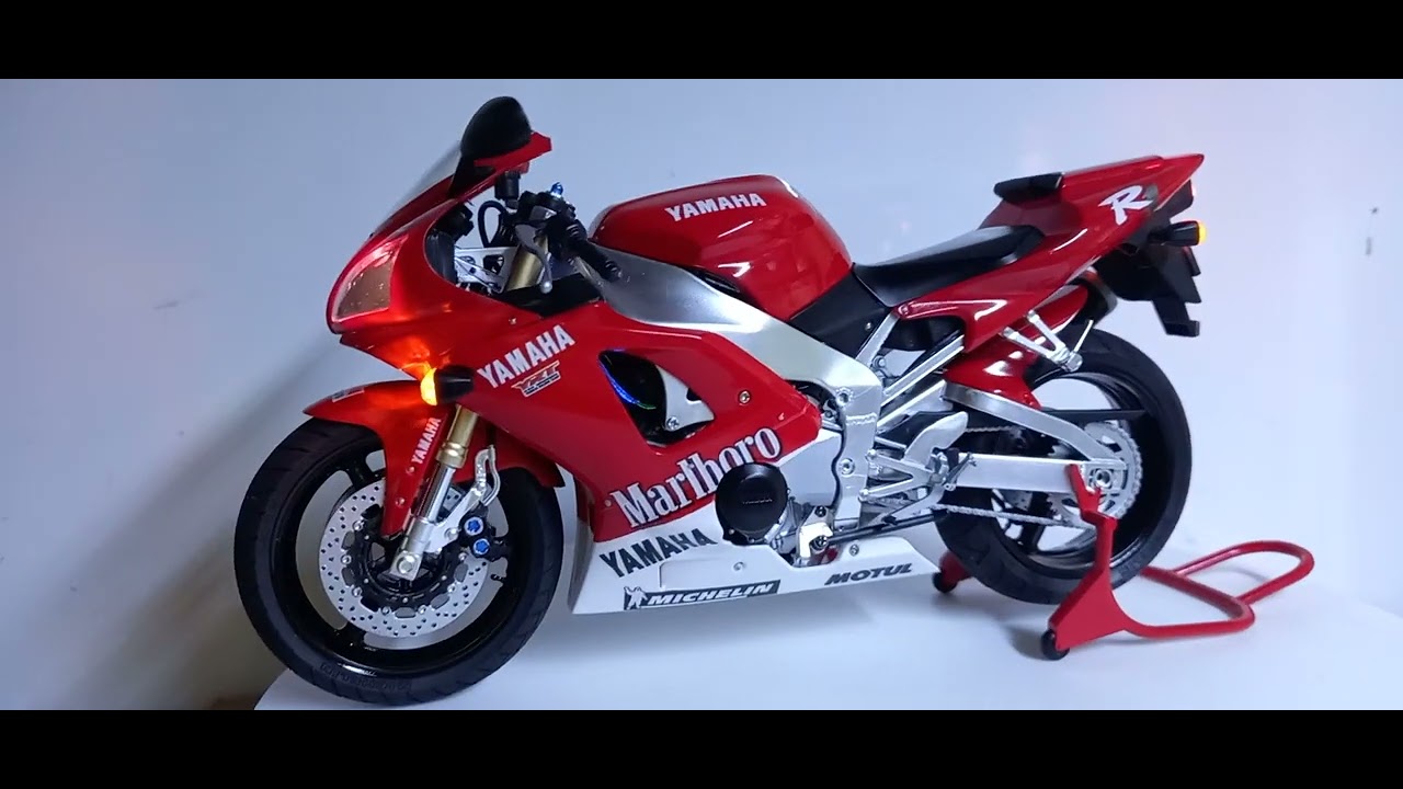 Tamiya 1:12 YZF R1 Marlboro - YouTube