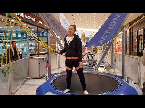 SÜHEYLA BUNGEE JUMPİNG YAPIYOR
