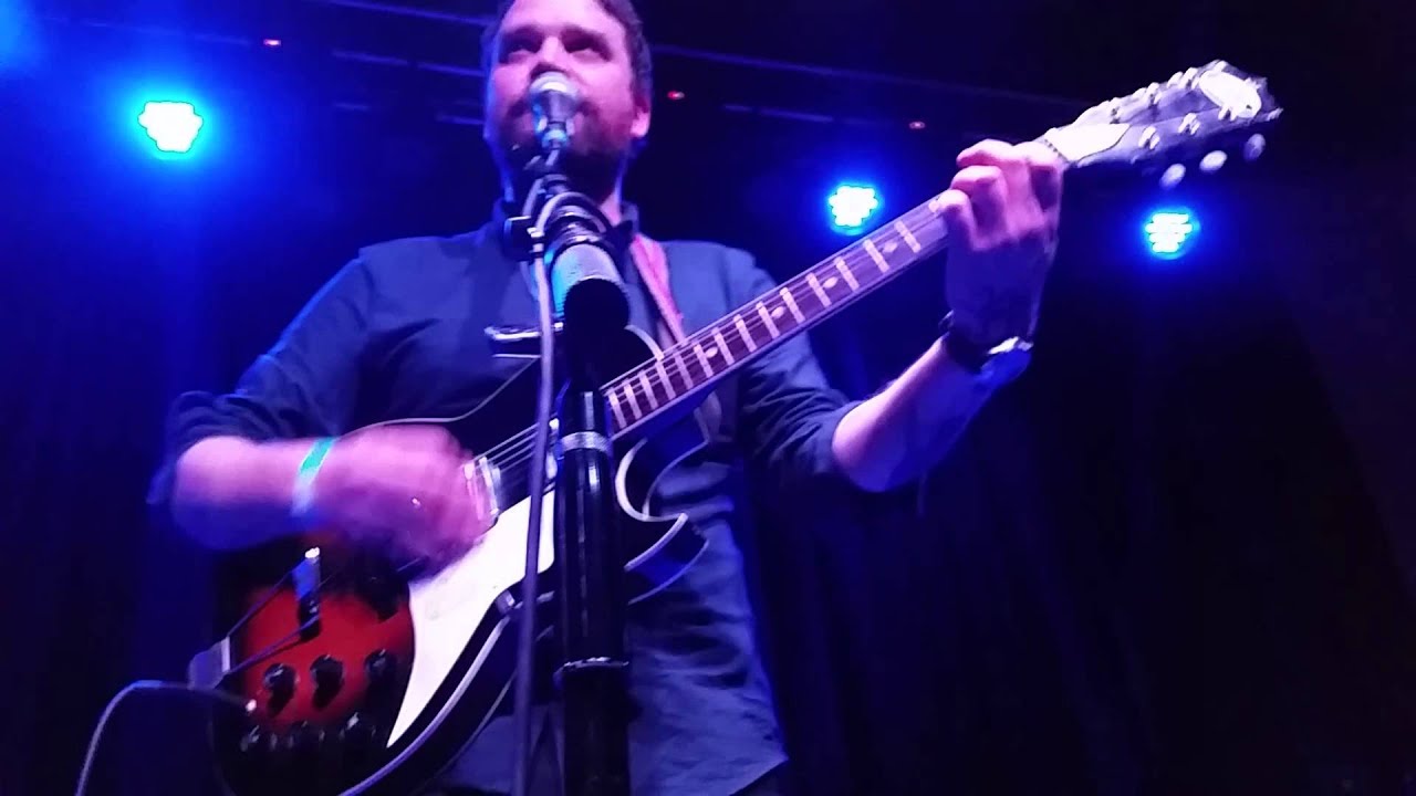 Los Angeles, Be Kind // Owl John (LIVE) - YouTube