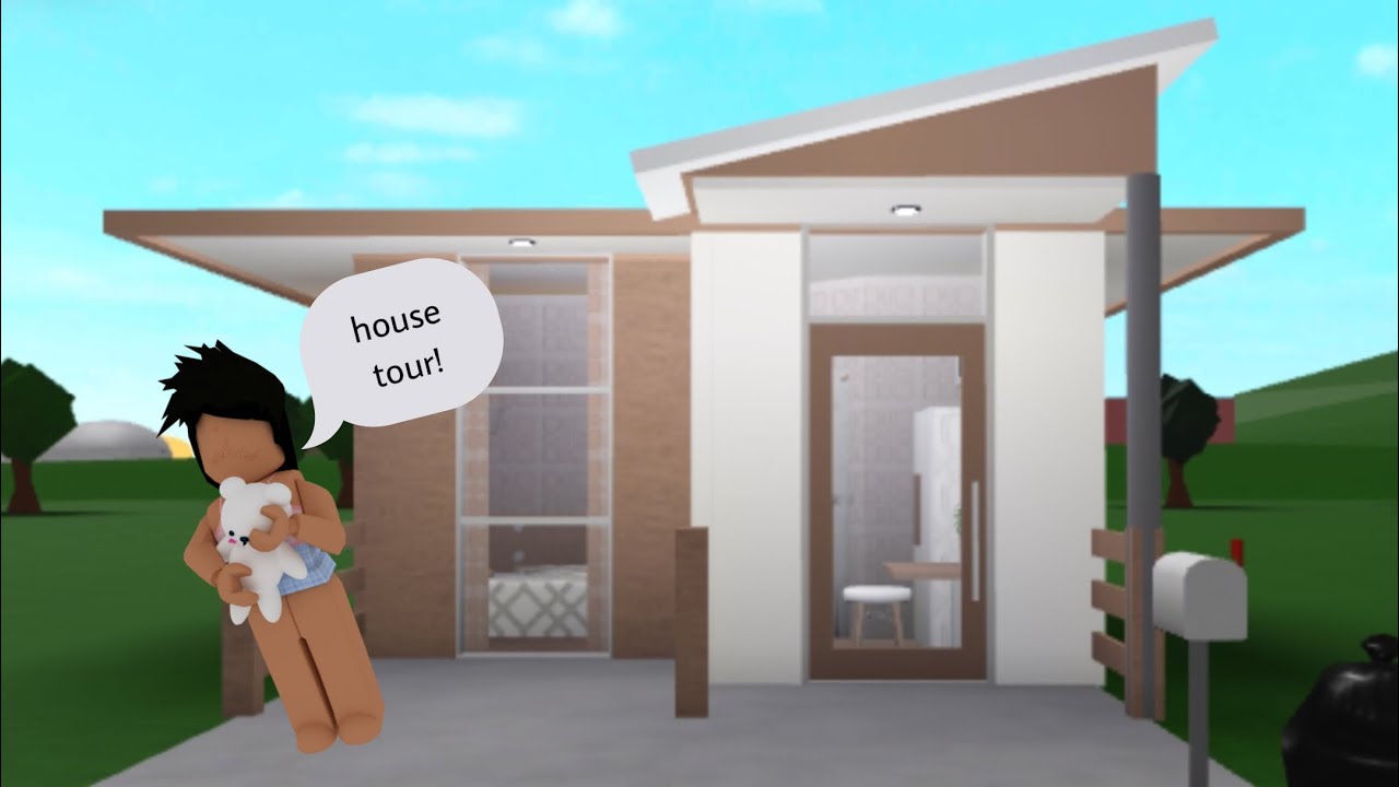 house tour!/w bloxys fan - YouTube